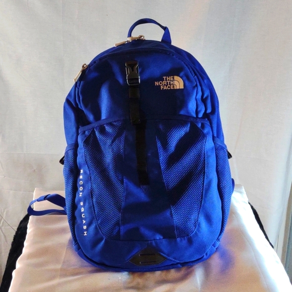 The North Face | Accessories | Gently Used North Face Recon Squash ...